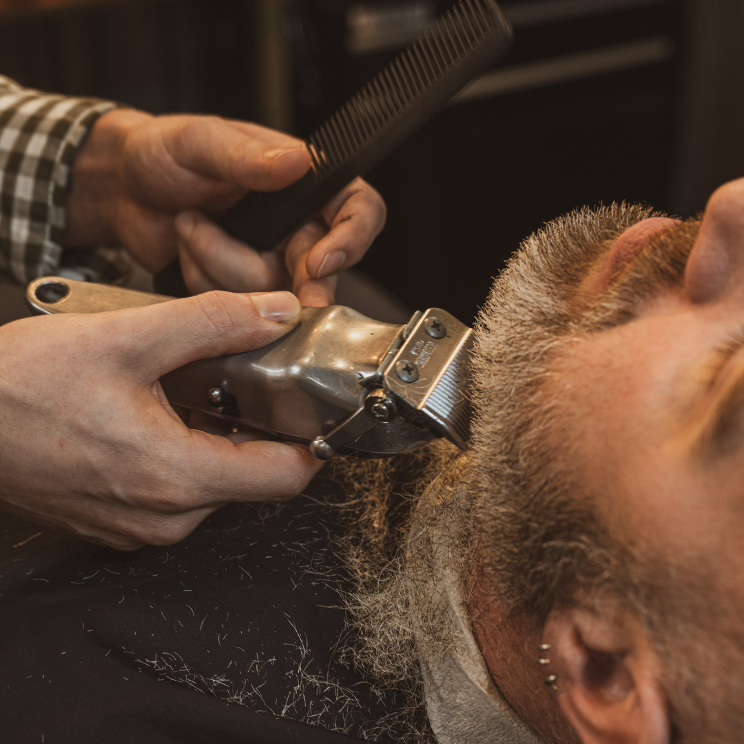 Soins Barbe Homme – Barber Side | Expertise Barbier dans le 78 – Barber ...